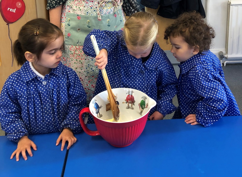 Nursery get baking!