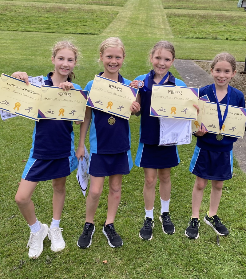 Our Year 5 Triathlon team win the team prize